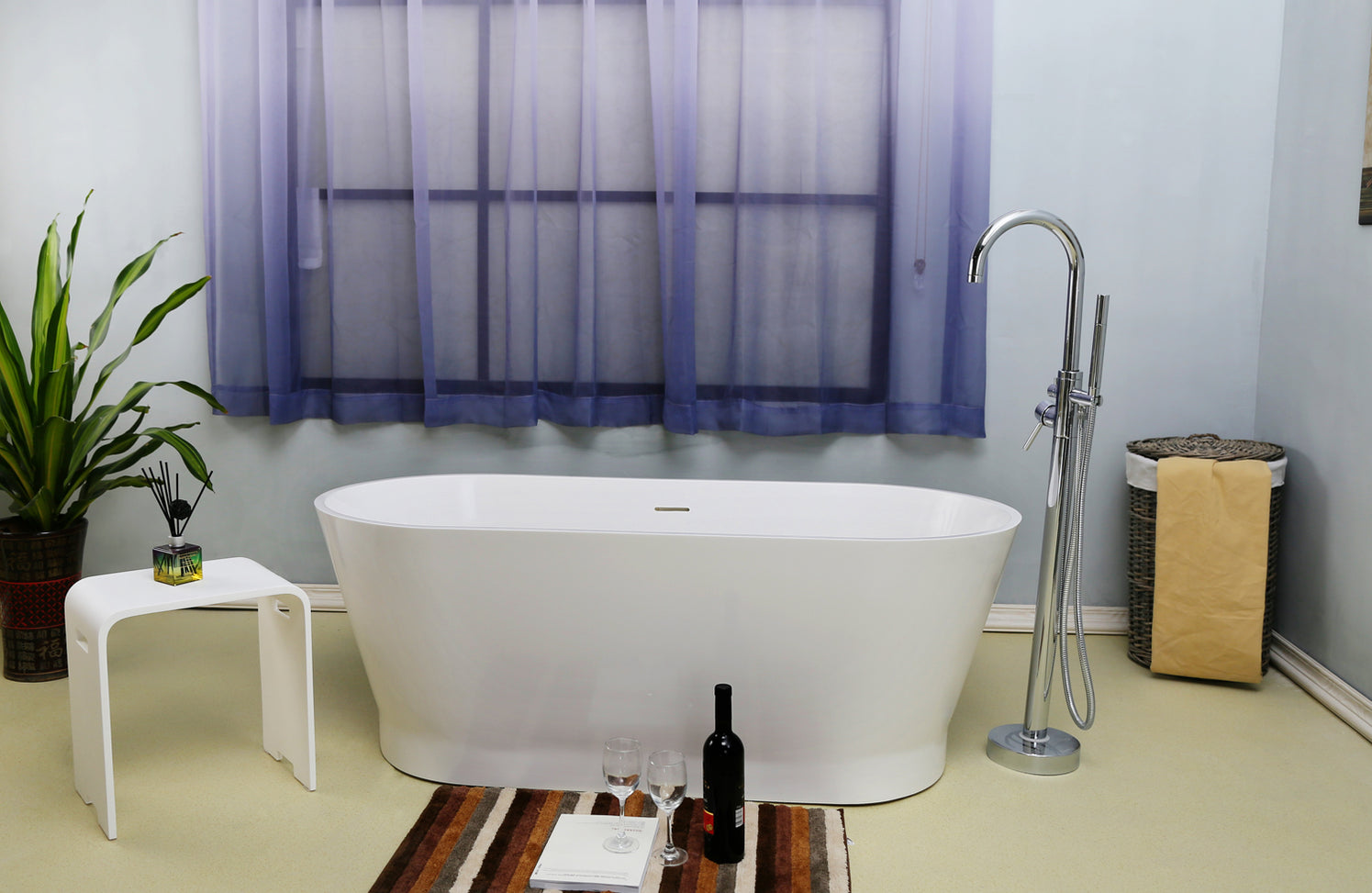 Orfeo 59" BARstone Freestanding Tub — Barclay Products Limited